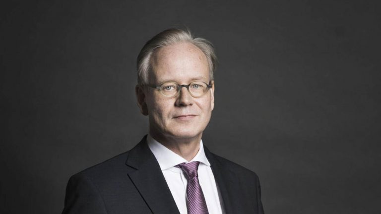 Eric Gujer ist Speaker bei VÖZ-Zeitungsmatinée – Verband ...